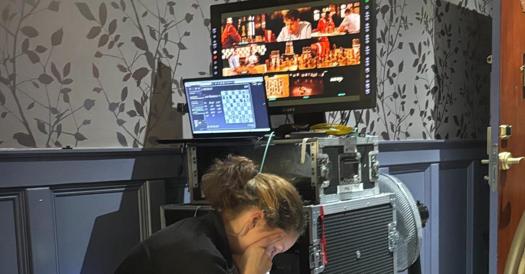 How Curve reimagined chess for the small screen | Behind The Scenes ...