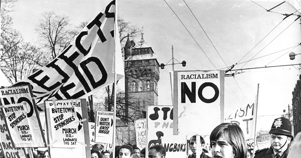 Free Nelson Mandela | Critics | Broadcast
