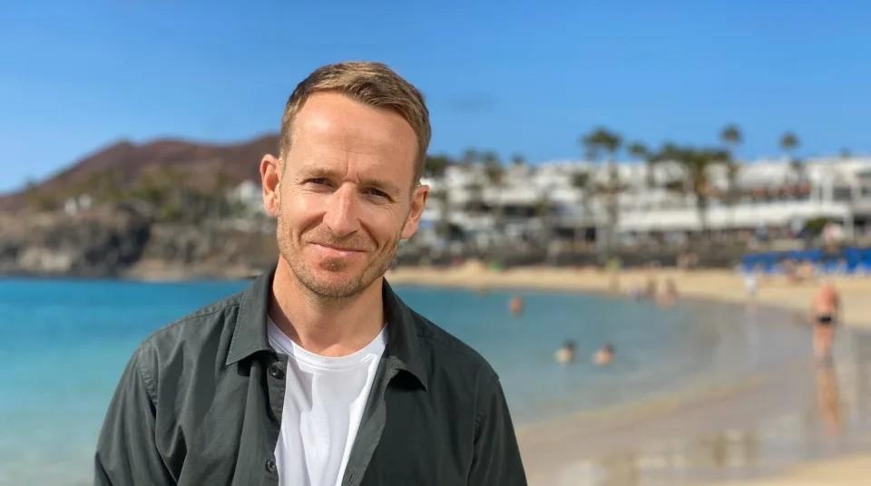 Jonnie Irwin criticises Freeform over Place in the Sun treatment | News ...