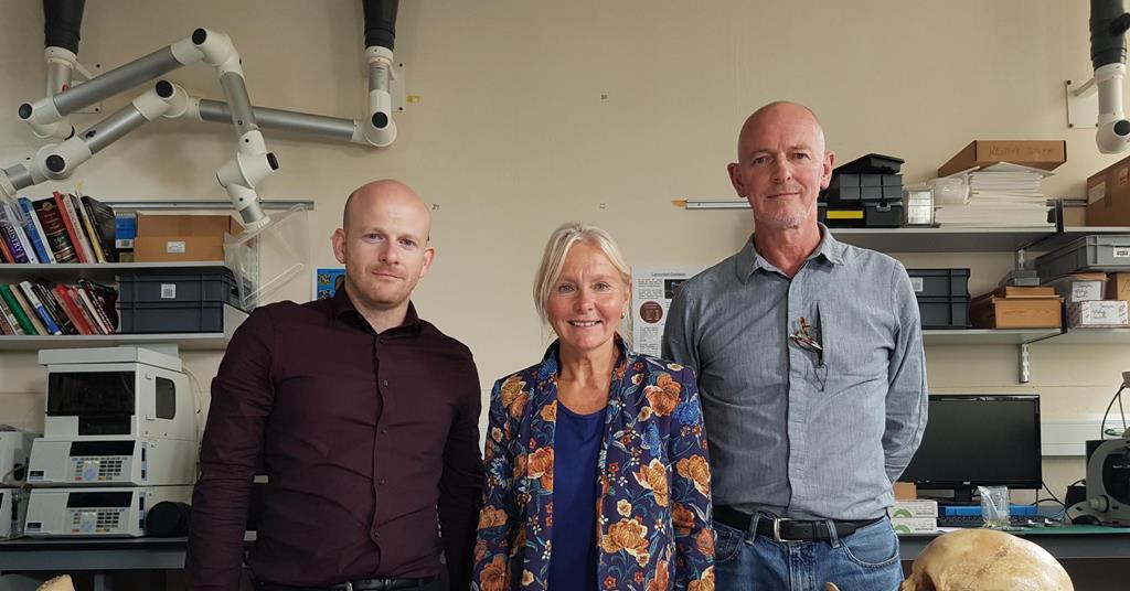 Skeletons of the Mary Rose | Critics | Broadcast