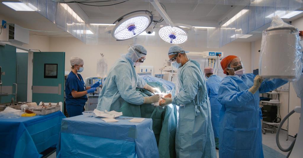 Surgeons bows out with 1.5m | Ratings | Broadcast