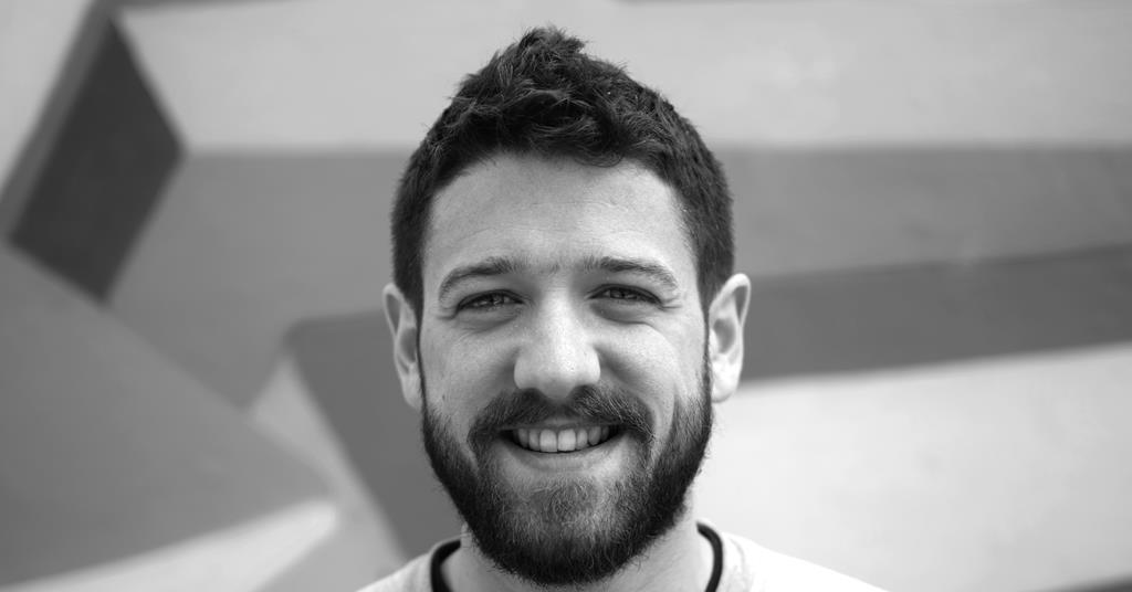 Becca's Bunch, Nickelodeon | Behind The Scenes | Broadcast