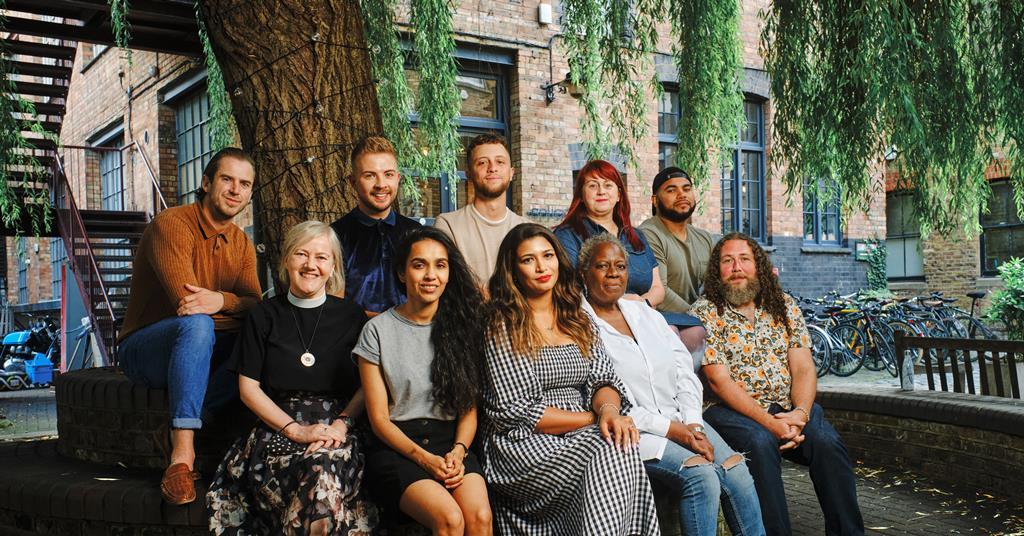 Anyone Can Sing | Critics | Broadcast