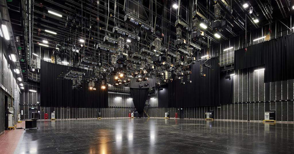 The Basics: What is the difference between a sound stage and a TV ...