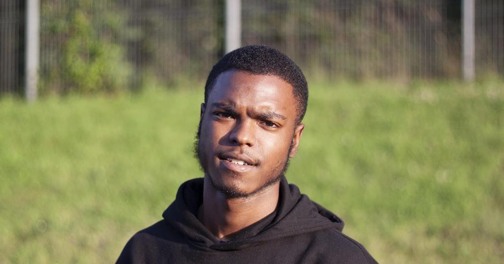 Britain’s Child Drug Runners | Critics | Broadcast