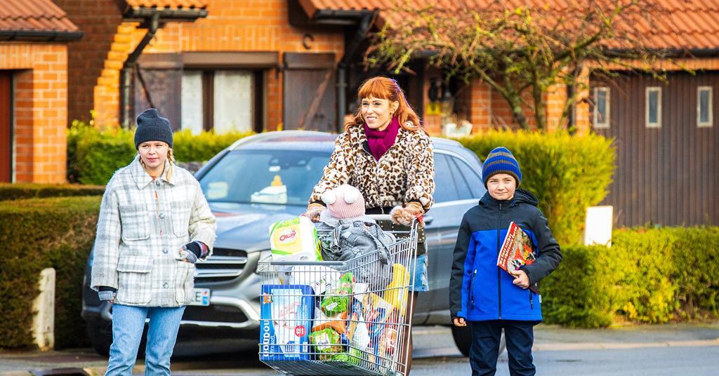 HIP (High Intellectual Potential) | Features | Broadcast