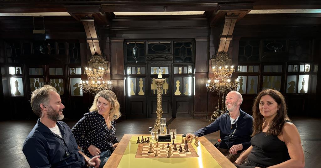 How Curve reimagined chess for the small screen | Behind The Scenes ...