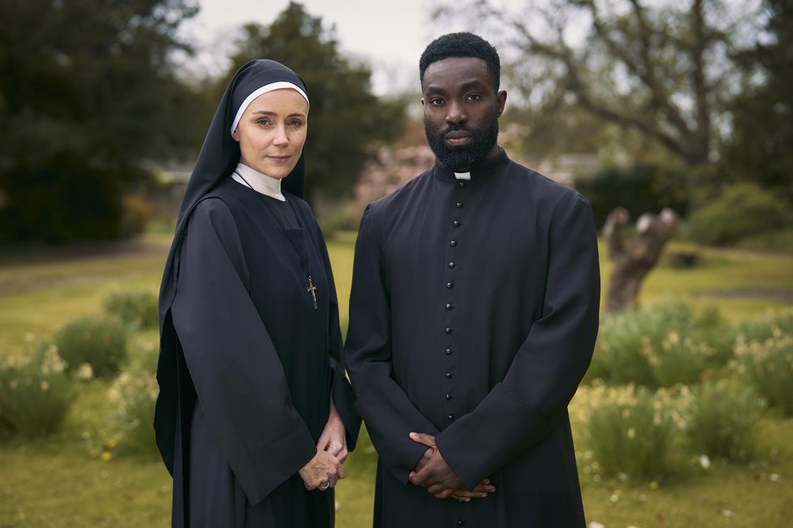 Falling | Critics | Broadcast