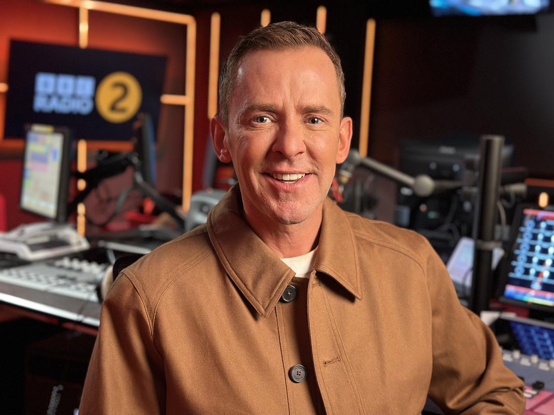 Channel 4 pulls Great British Bake Off episode featuring Scott Mills ...