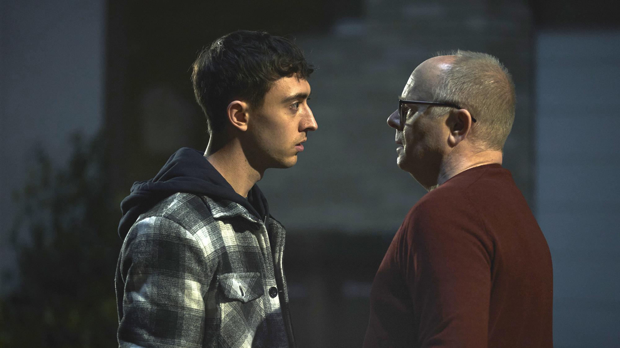 Coma | Features | Broadcast