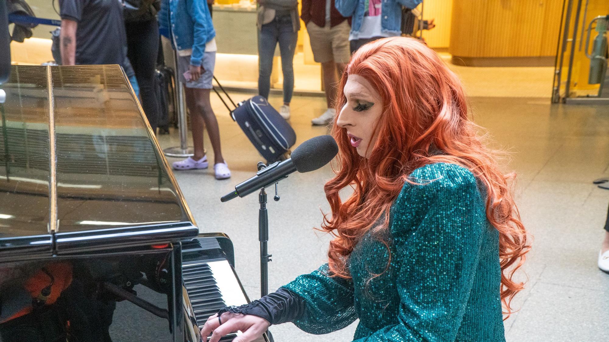 The Piano | Features | Broadcast