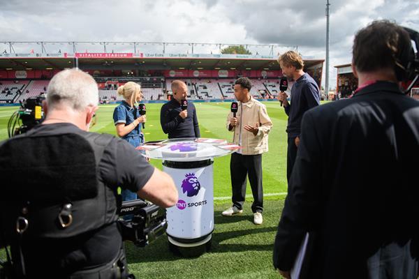 Sky Sports & TNT tie up £6.7bn Premier League rights deals | News ...