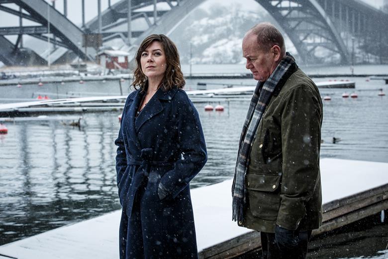 Beck | Critics | Broadcast